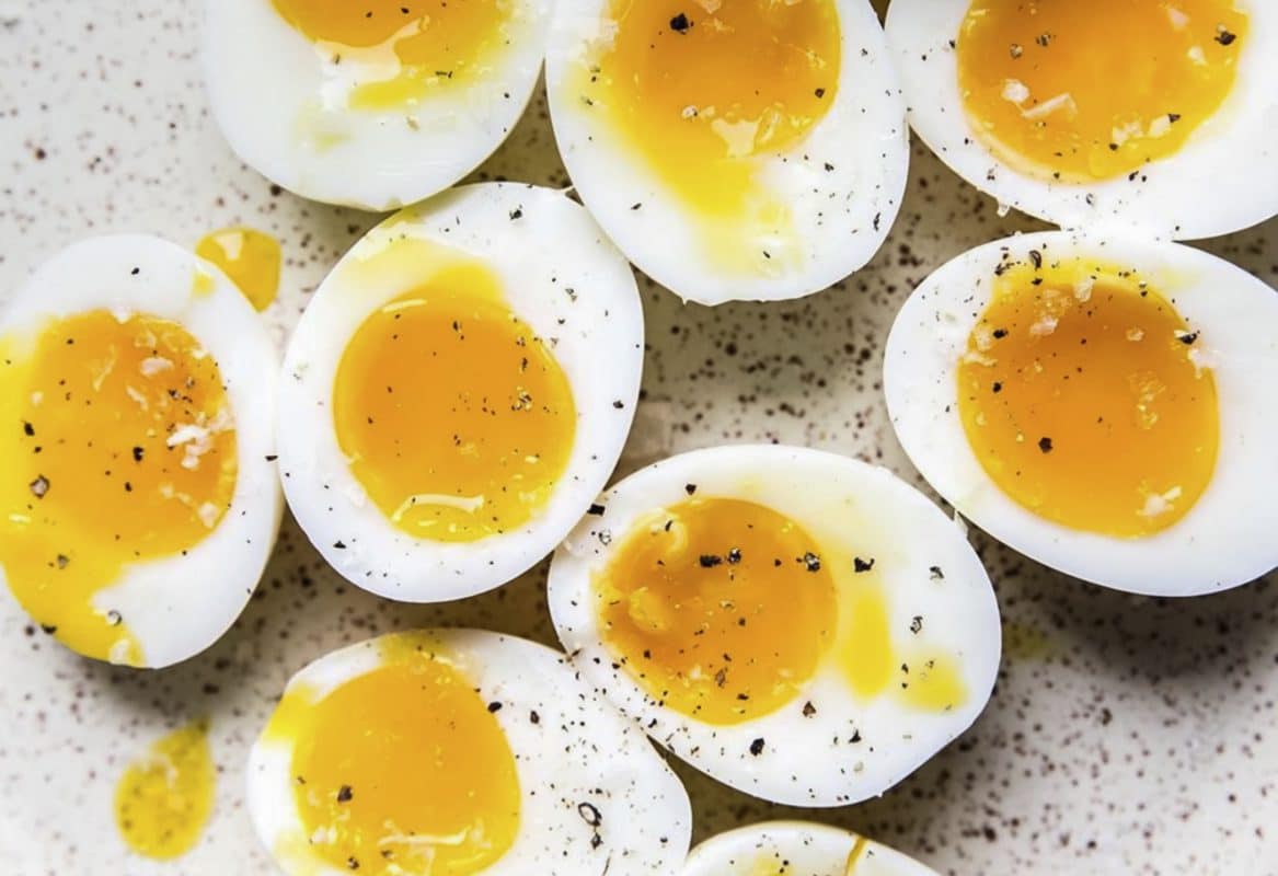Een eitje koken in de airfryer? Zó doe je dat